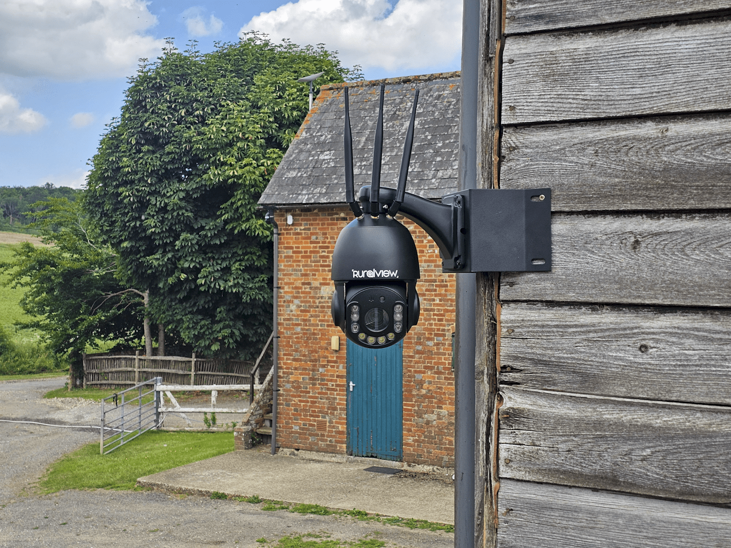 Farm Security Cameras - 4G, WiFi & Solar
